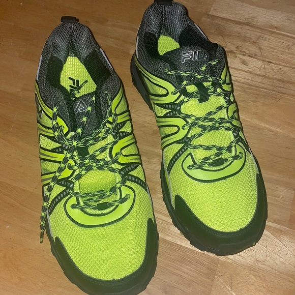 Fila | Shoes | Fila Mens Athletic Neon Yellow Black 5 | Poshmark